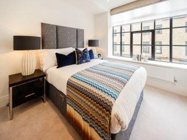 2 Bedrooms Flat for rent in Rainville Road, London W6