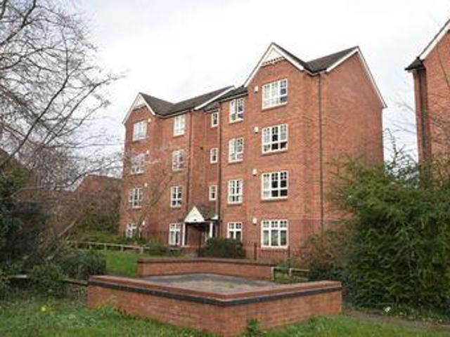 2 Bedrooms Flat for rent in Raleigh Street, Nottingham NG7