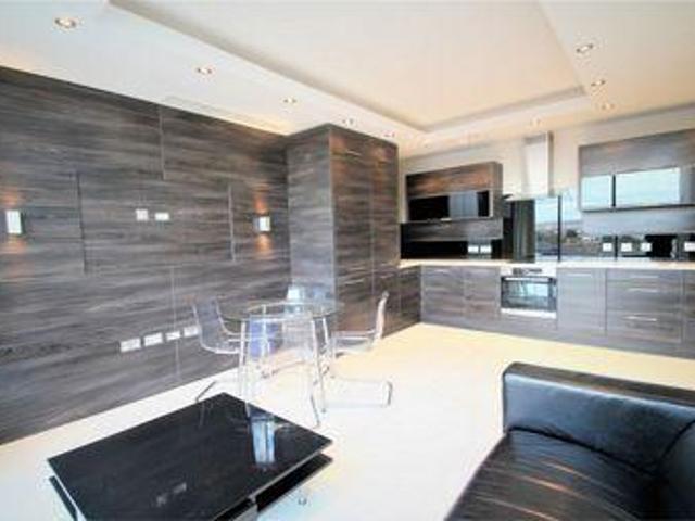2 Bedrooms Flat for rent in Rama Apartments, St Anns Road, Harrow, Middlesex HA1