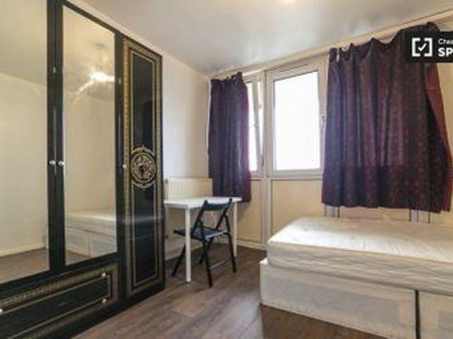 2 Bedrooms Flat for rent in Ramsey Street, London E2