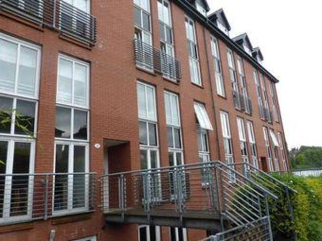 2 Bedrooms Flat for rent in Randolph Gate, Glasgow G11