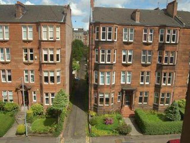 2 Bedrooms Flat for rent in Randolph Road, Glasgow G11