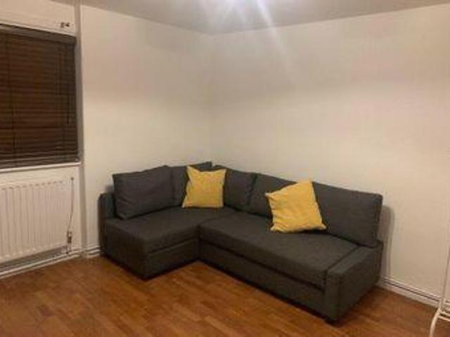 2 Bedrooms Flat for rent in Ranwell Close, Beale Road, London E3