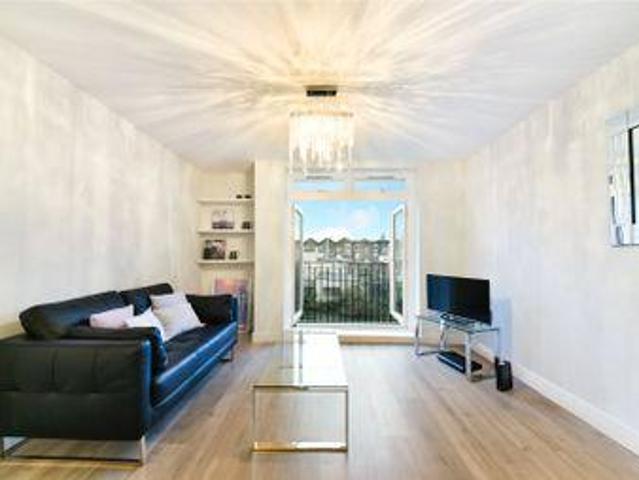 2 Bedrooms Flat for rent in Reachview Close, London NW1