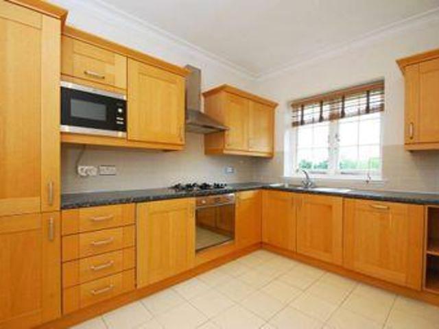 2 Bedrooms Flat for rent in Redington Road, Hampstead NW3