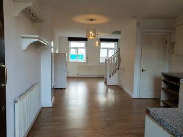 2 Bedrooms Flat for rent in Redvers Street, Shoreditch N1