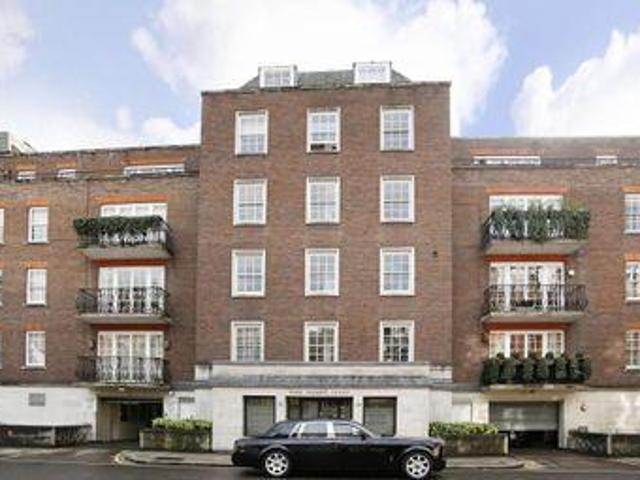 2 Bedrooms Flat for rent in Reeves Mews, London W1K