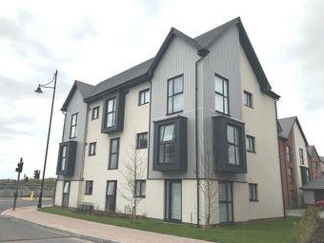 2 Bedrooms Flat for rent in Rhodfa´r Cei, Barry Waterfront, Barry CF62