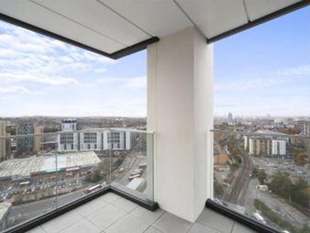 2 Bedrooms Flat for rent in River Mill One, Station Road, London SE13
