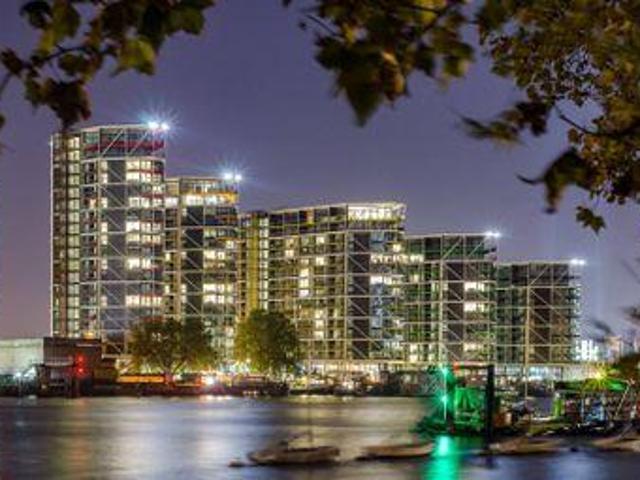 2 Bedrooms Flat for rent in Riverlight, Nine Elms SW11