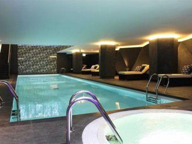 2 Bedrooms Flat for rent in Riverlight Quay, Nine Elms, London SW8