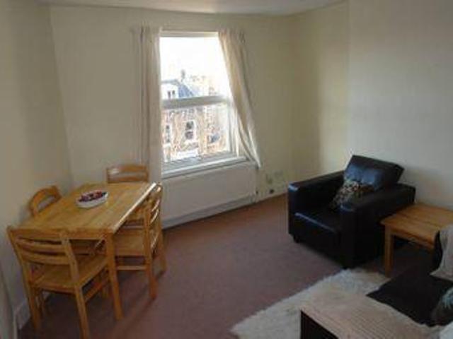2 Bedrooms Flat for rent in Riversdale Road, London N5