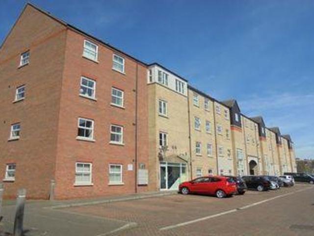 2 Bedrooms Flat for rent in Riverside Drive, Lincoln LN5