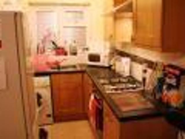 2 Bedrooms Flat for rent in Richmond Cresent, Cardiff, Cathays CF24