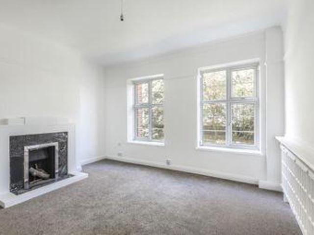 2 Bedrooms Flat for rent in Richmond, Surrey TW10