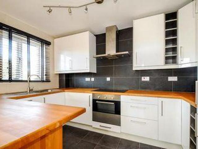 2 Bedrooms Flat for rent in Richmond, Surrey TW9