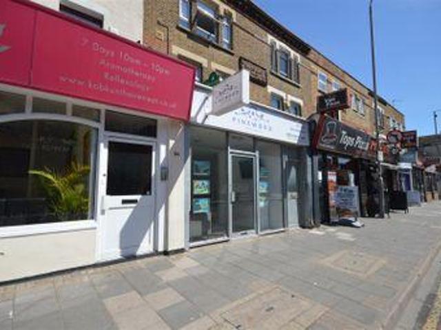 2 Bedrooms Flat for rent in Richmond Road, Kingston Upon Thames KT2
