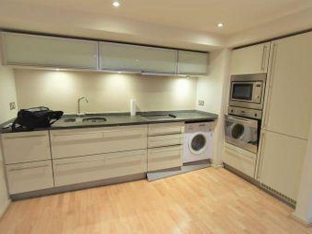 2 Bedrooms Flat for rent in Richmond Terrace, Brighton BN2