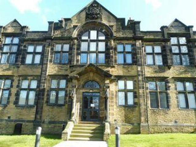 2 Bedrooms Flat for rent in Richardshaw Lane, Pudsey LS28