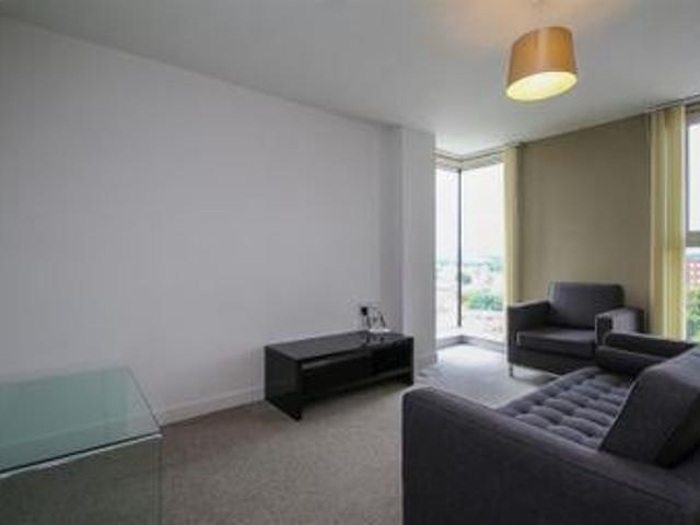 2 Bedrooms Flat for rent in Ridgway Street, Manchester M4