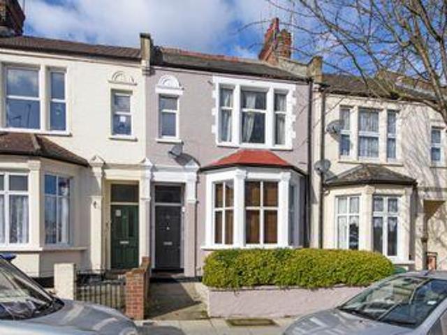 2 Bedrooms Flat for rent in Riffel Road, London NW2