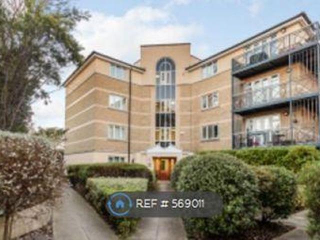 2 Bedrooms Flat for rent in Rubens Place, London SW4