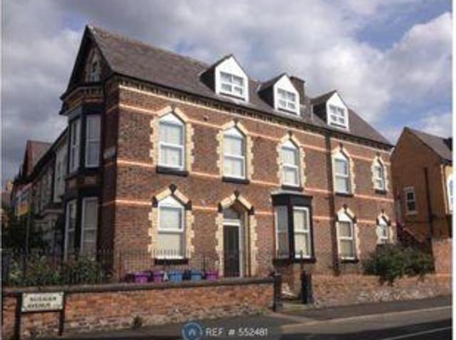 2 Bedrooms Flat for rent in Russian Avenue, Liverpool L13