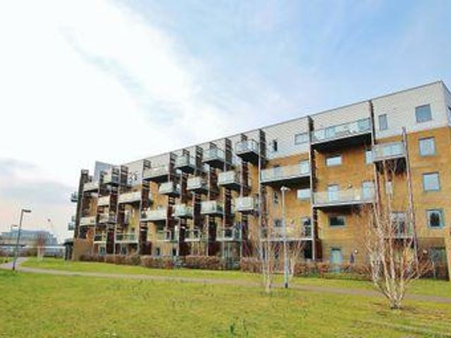 2 Bedrooms Flat for rent in Rustat Avenue, Cambridge CB1