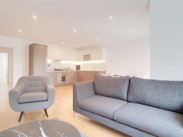 2 Bedrooms Flat for rent in Woodcroft Apartments, Silverworks Close, London NW9