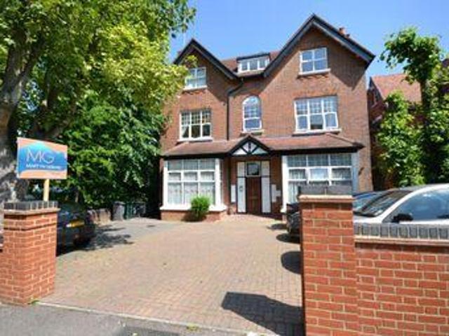 2 Bedrooms Flat for rent in Woodside Park Road, Woodside Park N12