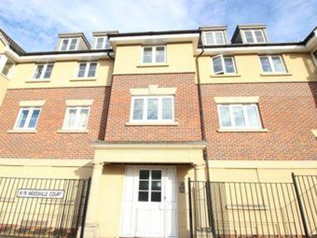 2 Bedrooms Flat for rent in Woodville Court, Reading RG1