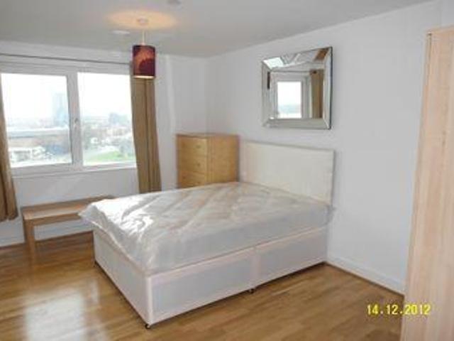 2 Bedrooms Flat for rent in Woolwich Church Road, Woolwich, London SE18, Woolwich