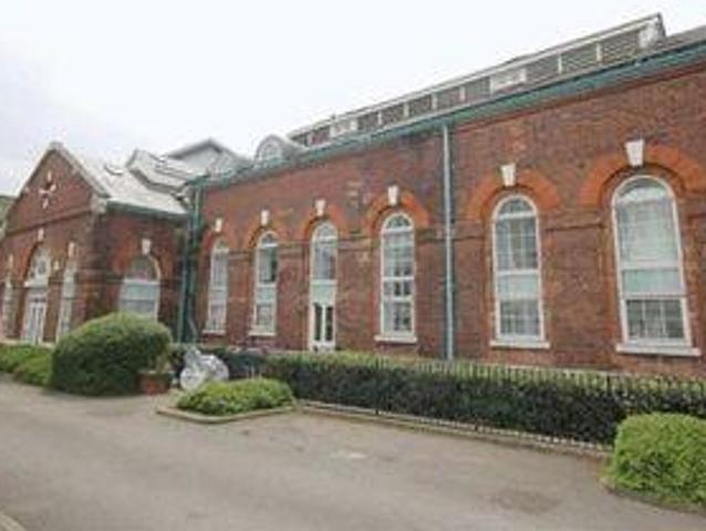 2 Bedrooms Flat for rent in Woolwich Manor Way, London E16