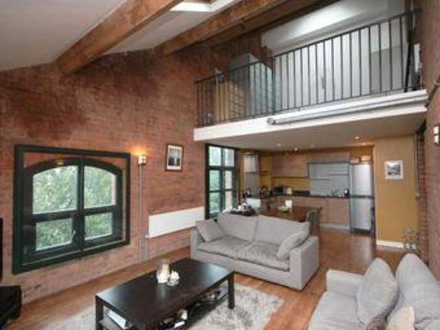 2 Bedrooms Flat for rent in Worsley Mill, Castlefield, Blantyre Street, Manchester M15