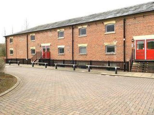 2 Bedrooms Flat for rent in Waterfront, Warrington WA4