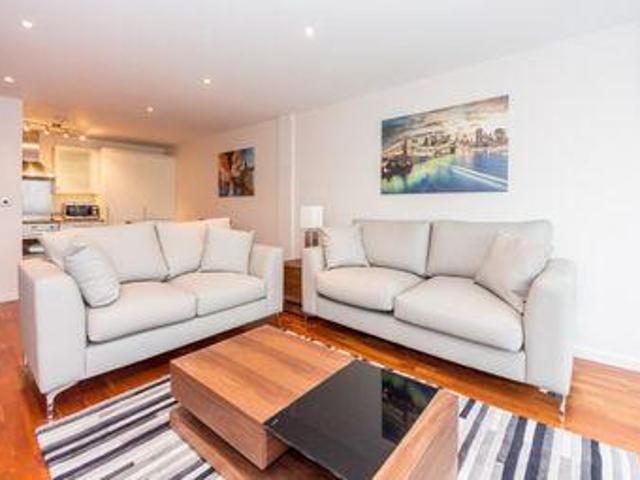 2 Bedrooms Flat for rent in Waterloo Road, London SE1