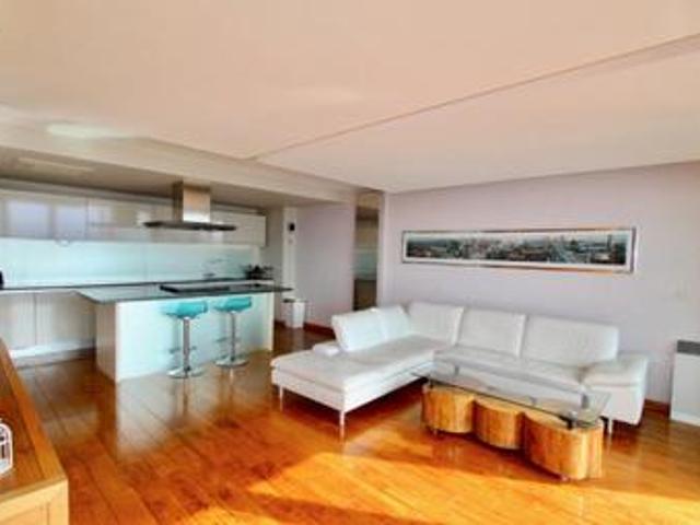 2 Bedrooms Flat for rent in Waterman Quay, Fulham SW6