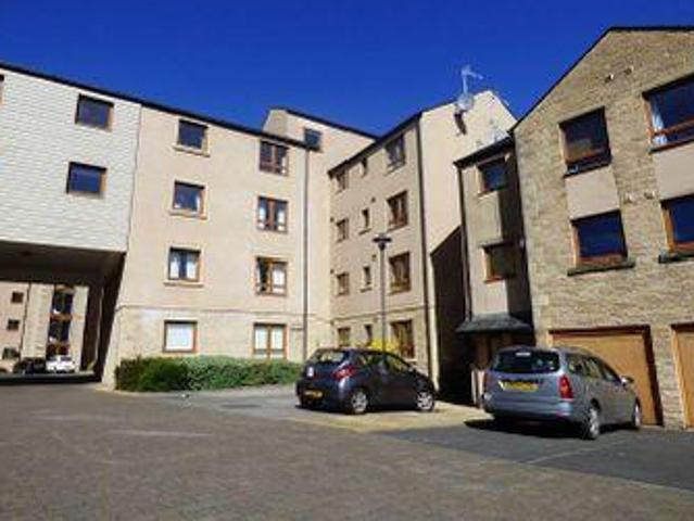 2 Bedrooms Flat for rent in Waterside, City Centre, Lancaster LA1