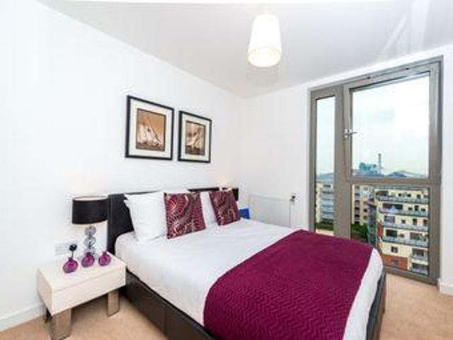 2 Bedrooms Flat for rent in Waterside Park, Waterside Heights, Royal Docks E16