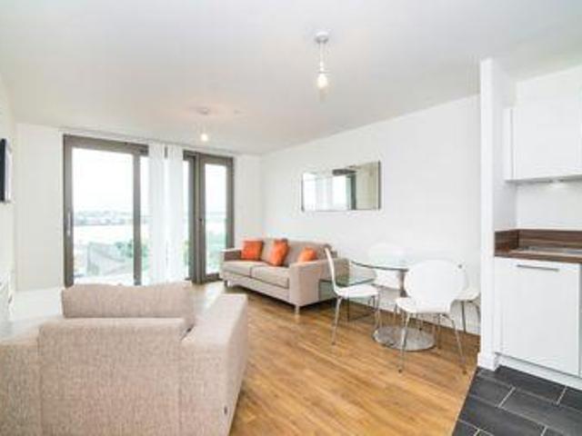 2 Bedrooms Flat for rent in Waterside Park, Waterside Heights, Royal Docks E16