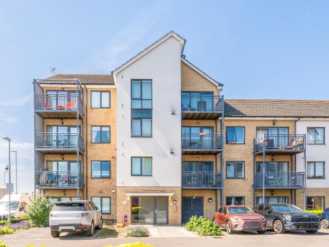 2 Bedrooms Flat for Rent in Watson Place | Foxtons