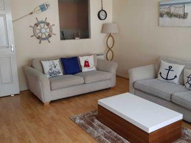 2 Bedrooms Flat for rent in Wallace Street, Glasgow G5