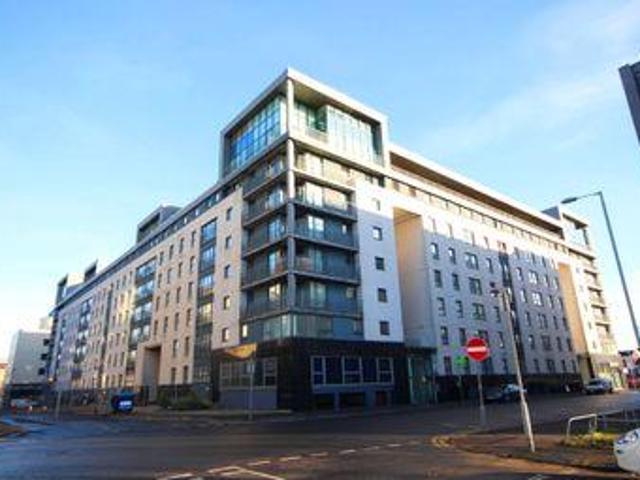 2 Bedrooms Flat for rent in Wallace Street, Tradeston, Glasgow G5