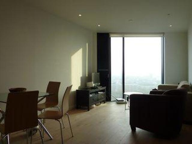 2 Bedrooms Flat for rent in Walworth Road, London SE1