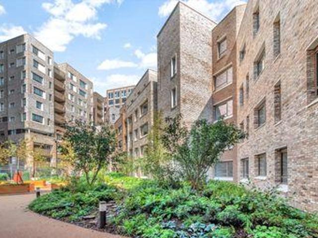 2 Bedrooms Flat for rent in Walton Heights, Elephant Park, Elephant & Castle SE17