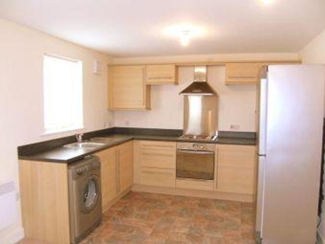 2 Bedrooms Flat for rent in Waltheof Road, Parklands, Sheffield S2