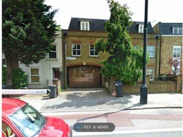 2 Bedrooms Flat for rent in Wandsworth Road, London SW8