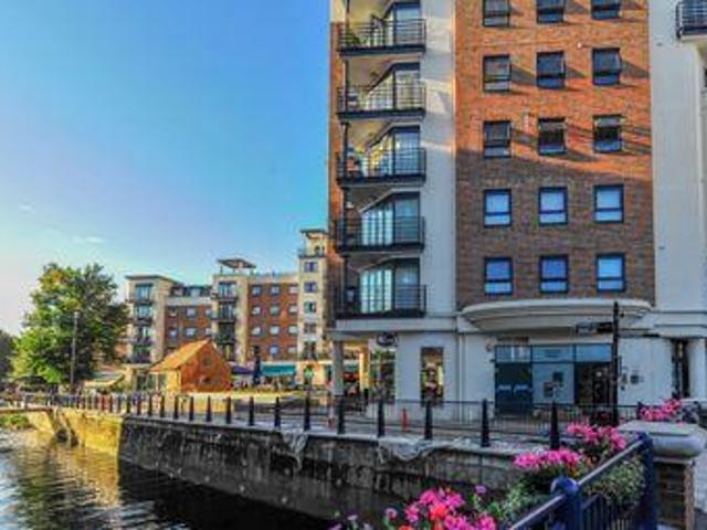 2 Bedrooms Flat for rent in Wardbrook Road, Kingston Upon Thames KT1
