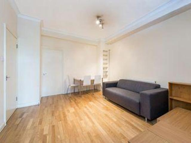 2 Bedrooms Flat for rent in Warren Court, Euston Road NW1