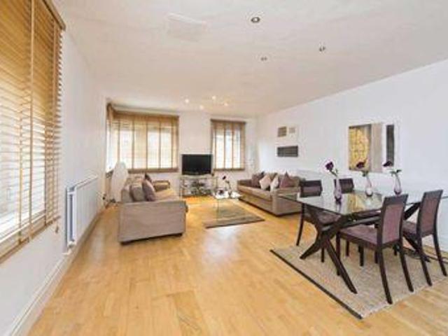 2 Bedrooms Flat for rent in Warren House, Beckford Close, Kensington, London W14